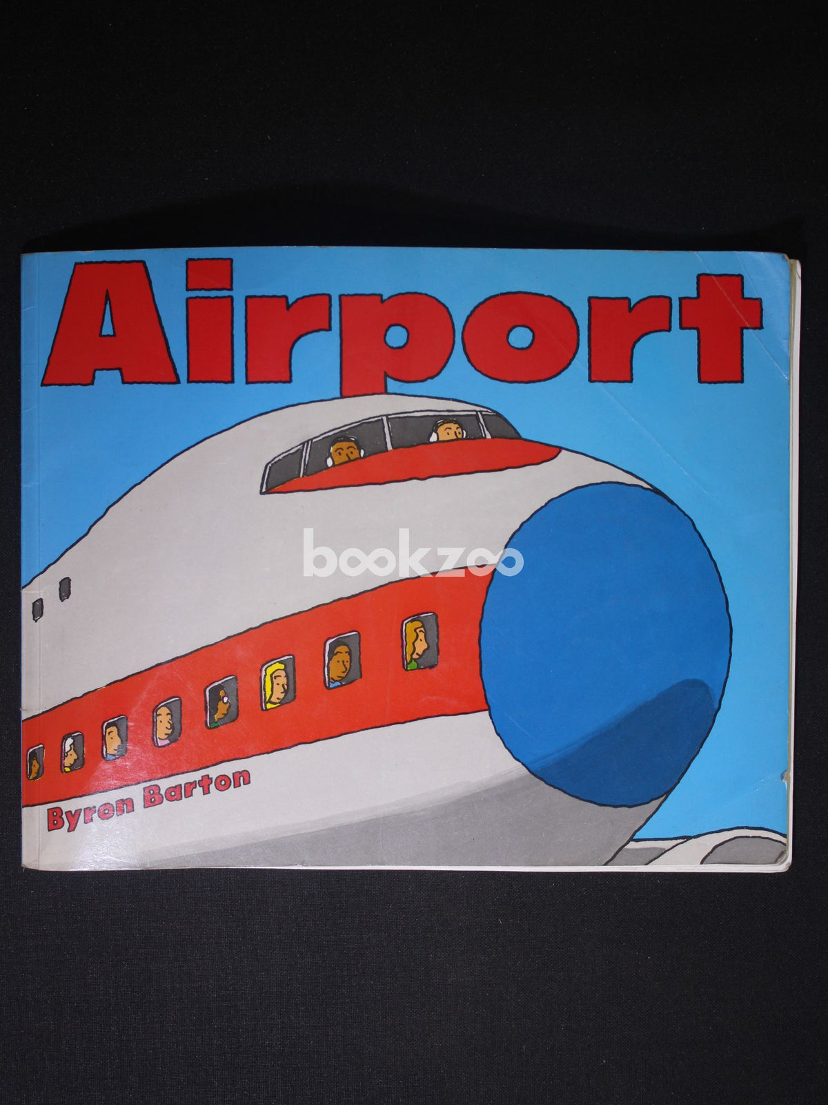 Buy Airport by Ron Barton at Online bookstore bookzoo.in — Bookzoo.in