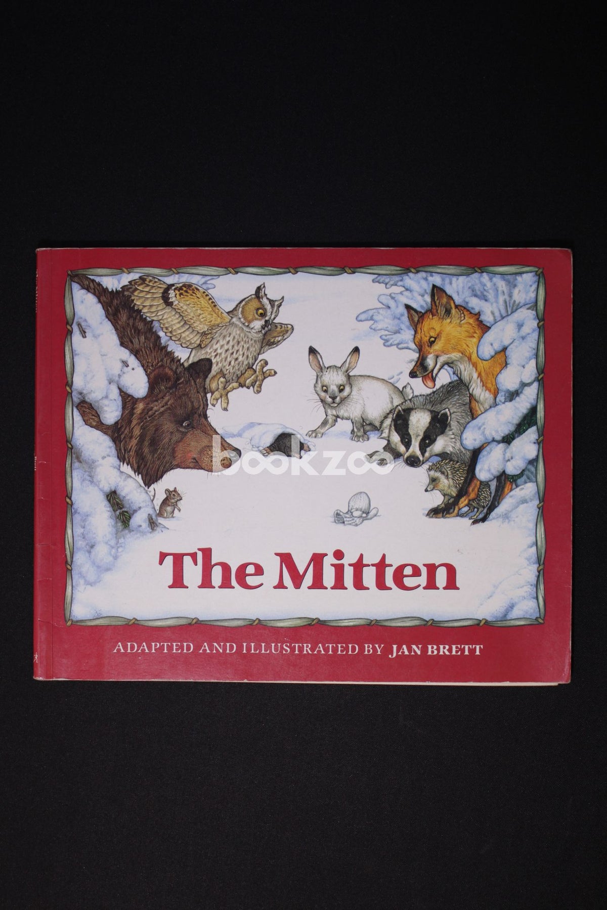 Buy The Mitten (Picture Books) by Jan Brett at Online bookstore bookzoo ...