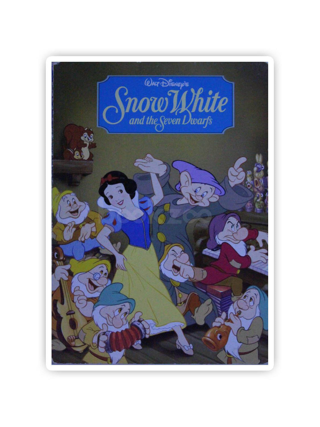 Buy Walt Disney's Snow White And The Seven Dwarfs by Lisa Findlay at ...