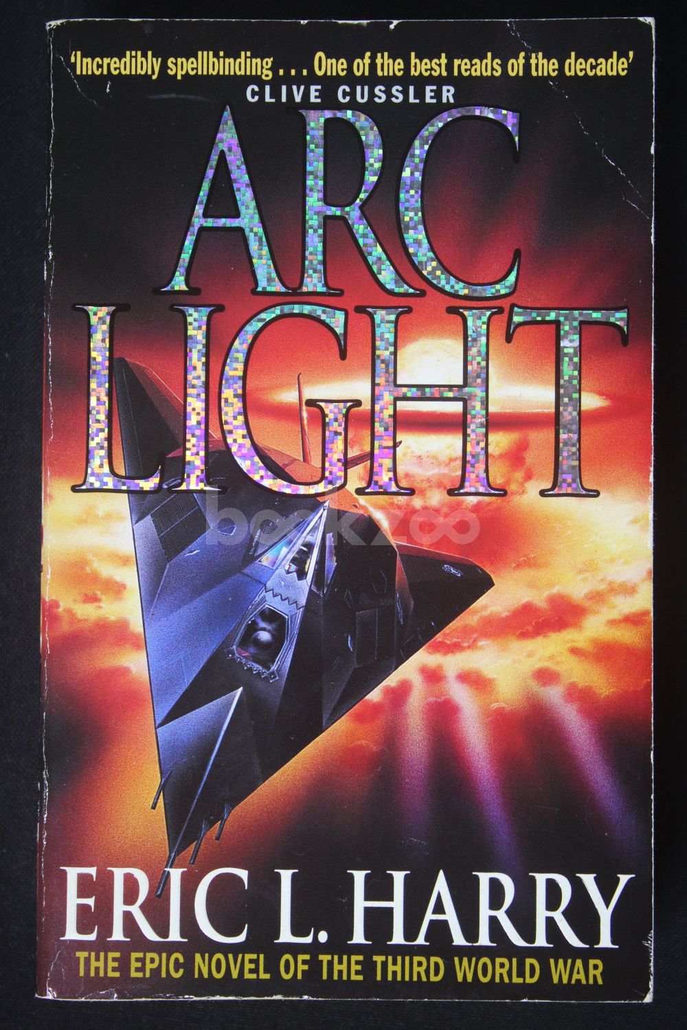 Buy Arc Light by Eric L. Harry at Online bookstore bookzoo.in — Bookzoo.in