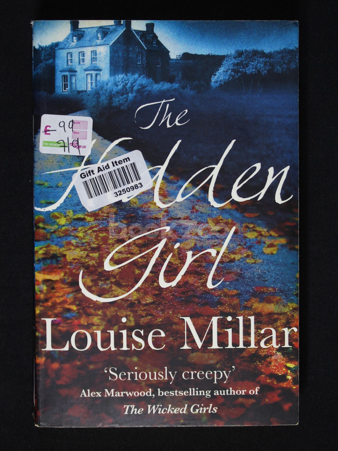 Buy The Hidden Girl at Online bookstore bookzoo.in — Bookzoo.in